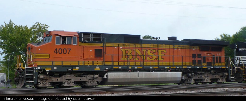 BNSF 4007